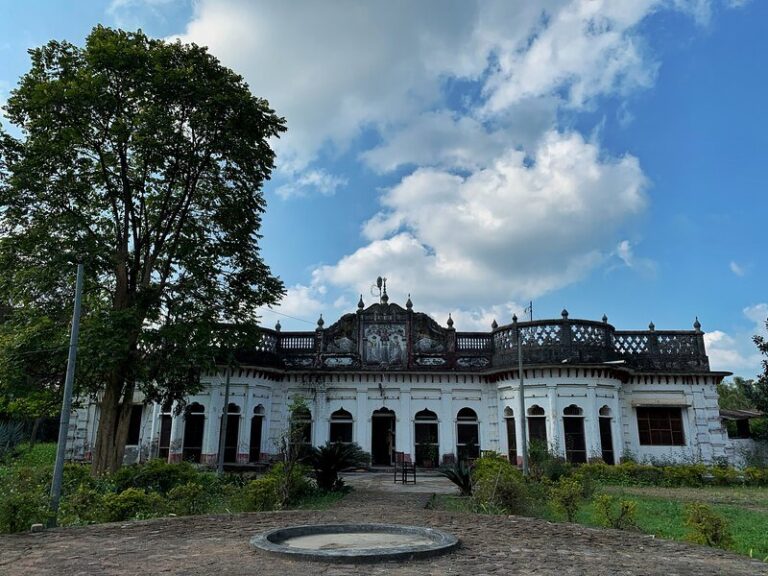Hunting Lodge at Basti - Cephalor Architects